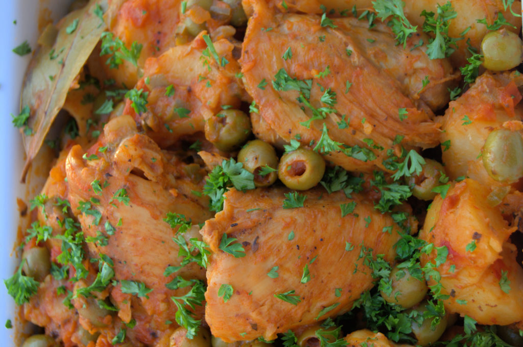 Fricasé de pollo / Cuban Chicken Fricassee - La Cocina de Vero